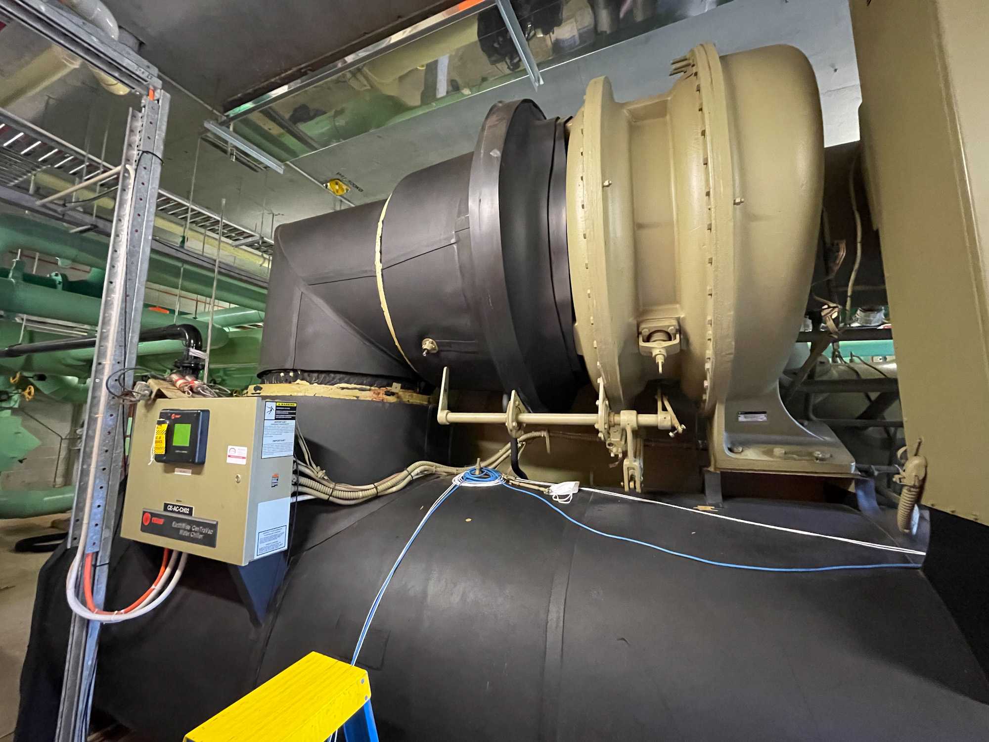 Trane CVHG - 1st Stage IGV Inspection | Airvision